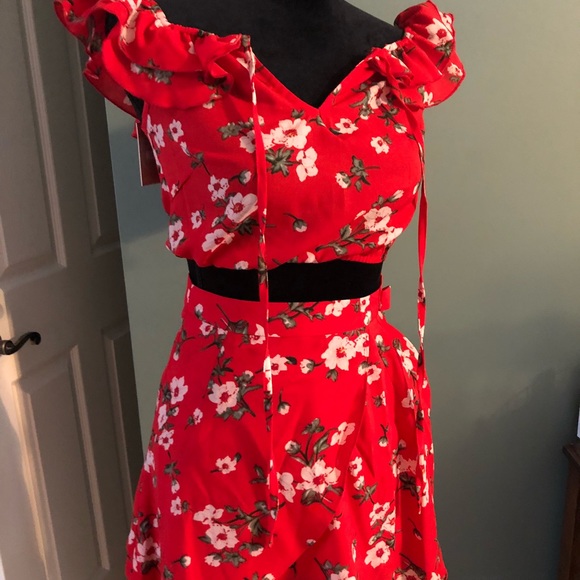 Missguided | Dresses | Misguided Red Floral Set | Poshmark